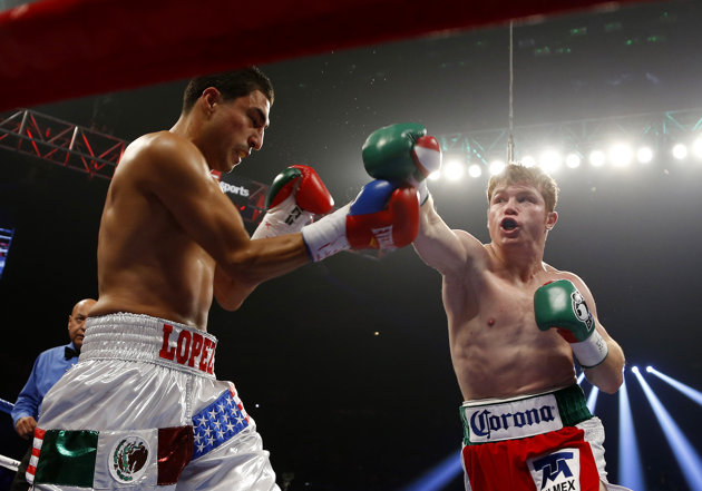 Canelo Alvarez defends belt, stops Lopez in 5th | Inquirer Sports