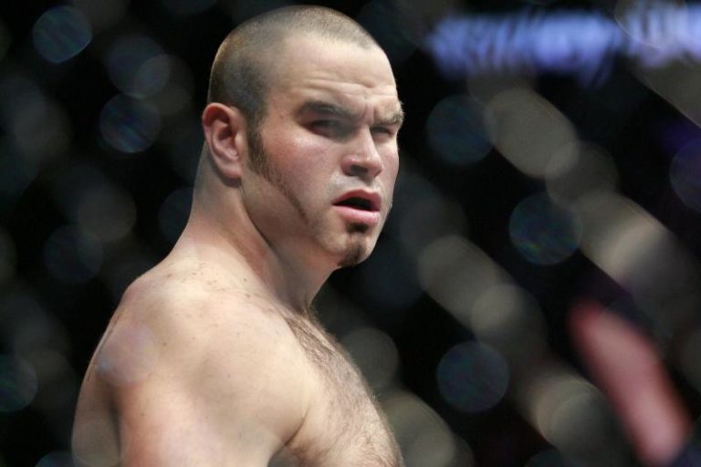 Tim Hague, UFC fighter turned boxer, dies at 33 | Inquirer Sports