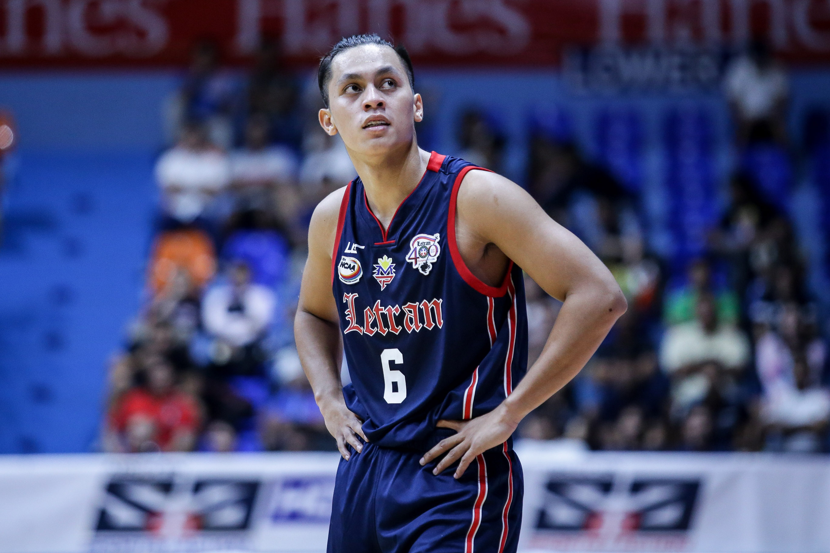 Letran slips past St. Benilde to earn Final 4 playoff | Inquirer Sports
