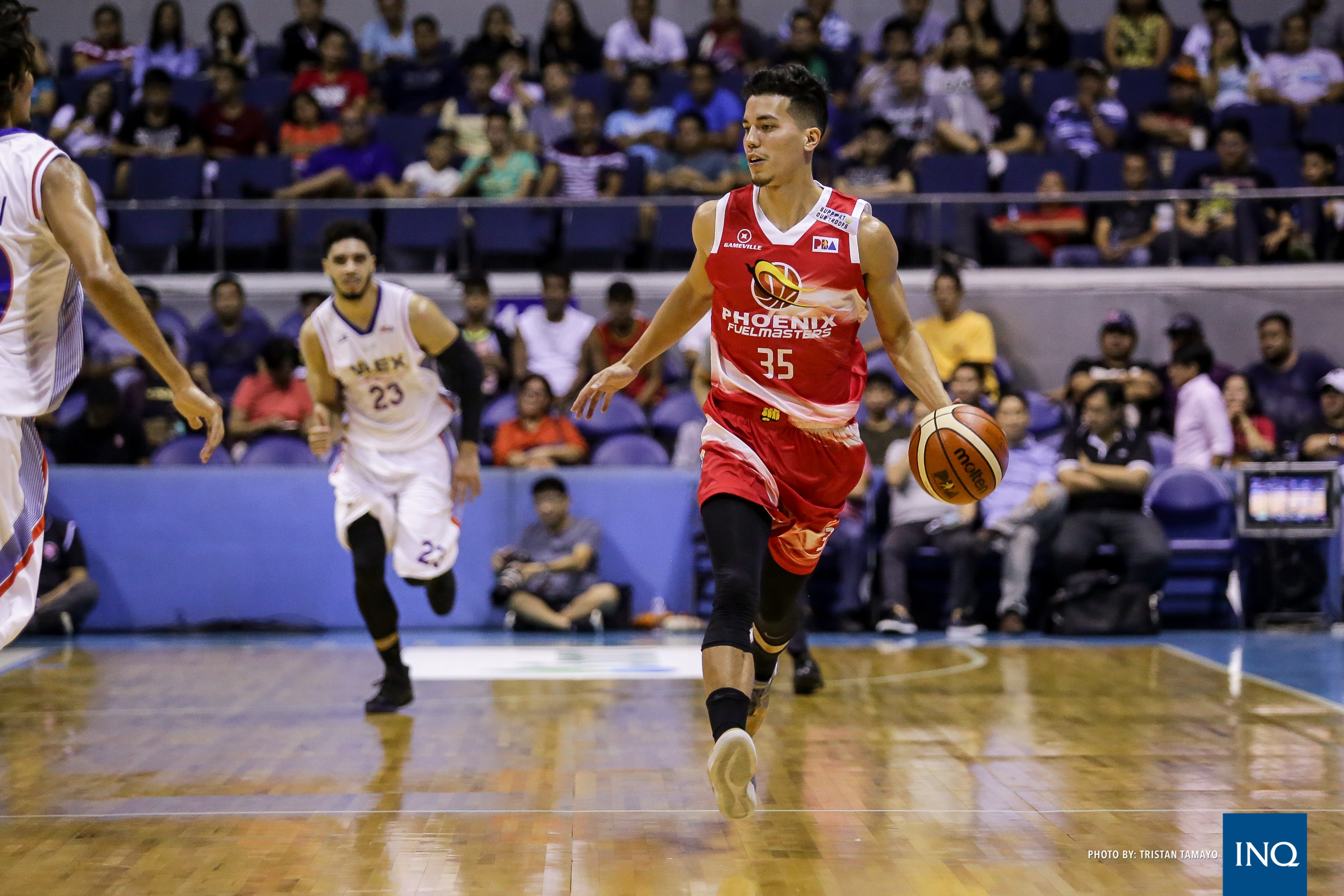 PBA: Phoenix fends off Alaska in pre-season match | Inquirer Sports