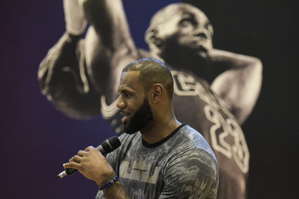 GALLERY: LeBron James trains Gilas Pilipinas | Inquirer Sports
