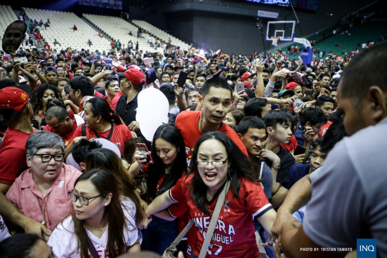 Scary sight for fans, players as chaos ensues after Ginebra awarded the ...
