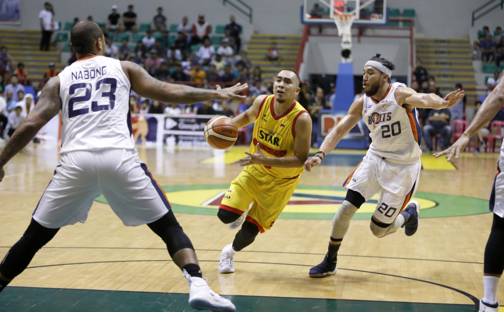 Dillinger sparks, completes Bolts' Game 1 comeback | Inquirer Sports