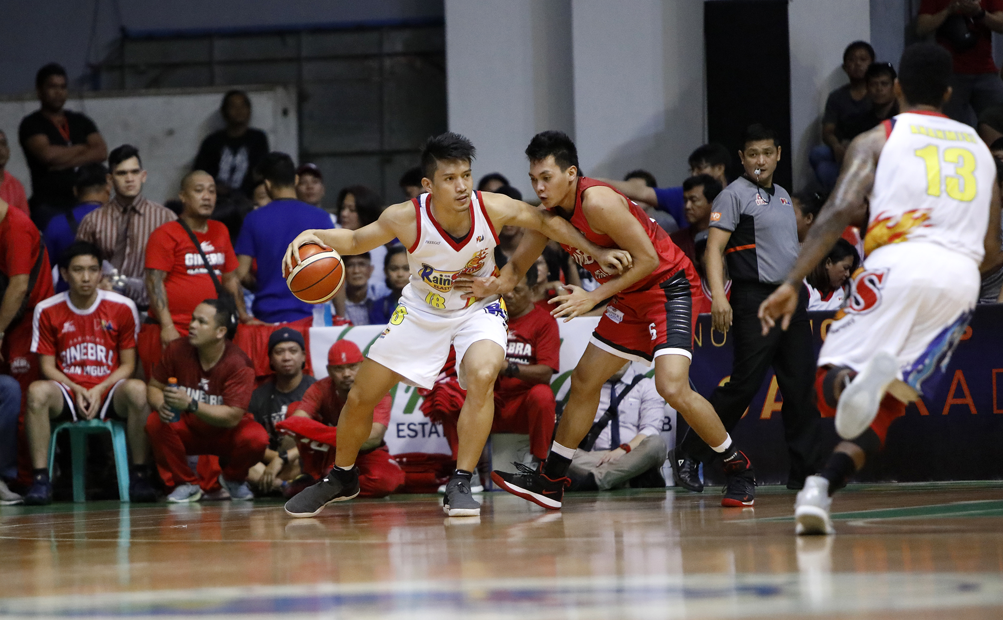 E-Painters still alive; Beermen up | Inquirer Sports