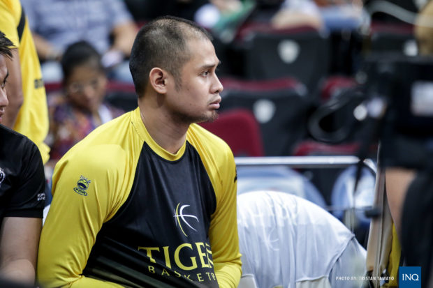 Mixed emotions as Mario Bonleon bids UST farewell | Inquirer Sports