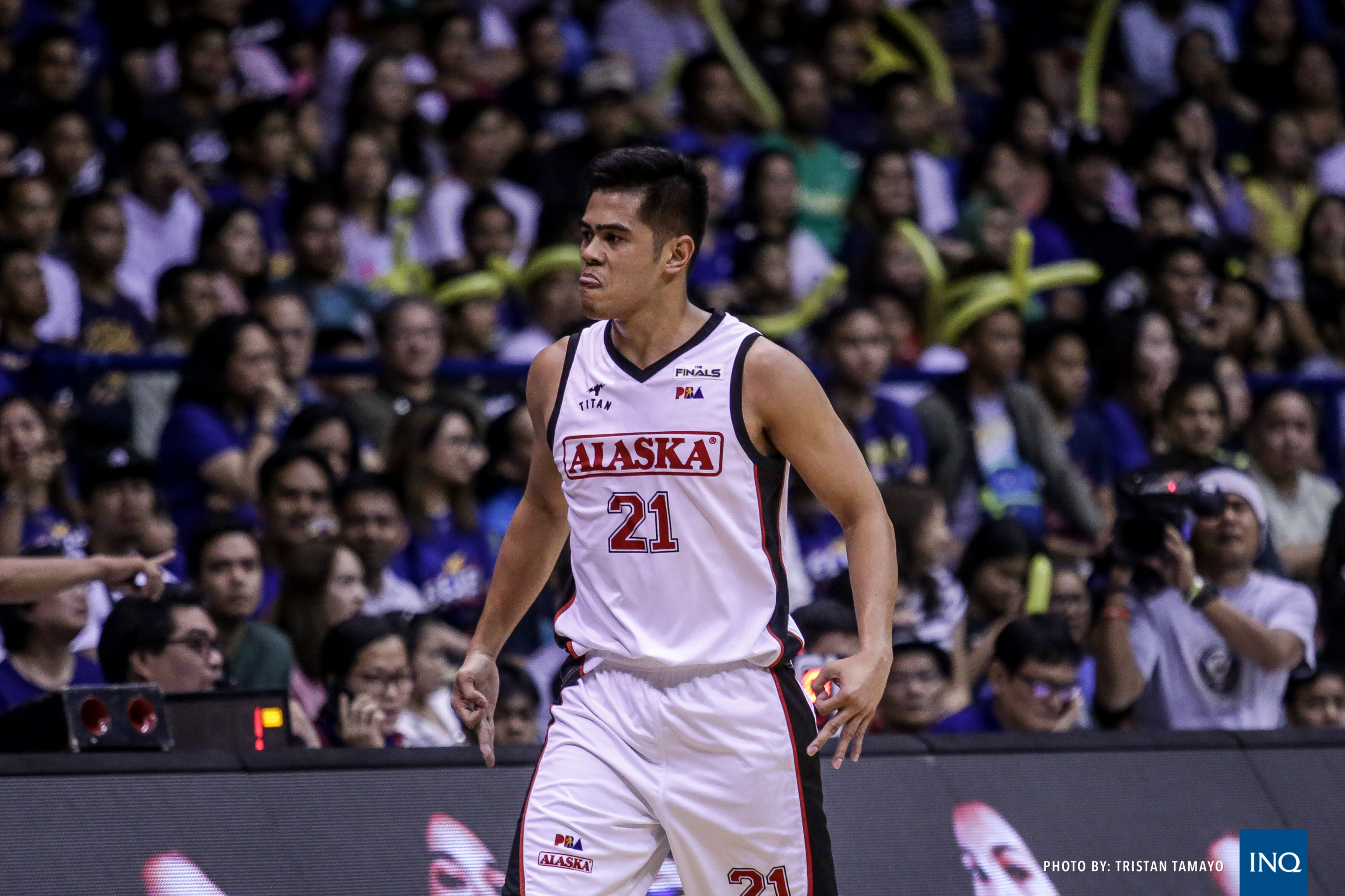Carl Bryan Cruz comes to the rescue of ailing Aces | Inquirer Sports