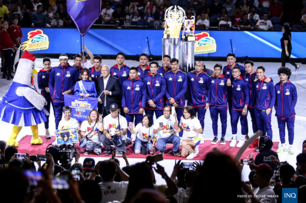 GALLERY: Stars light up PBA opening night | Inquirer Sports