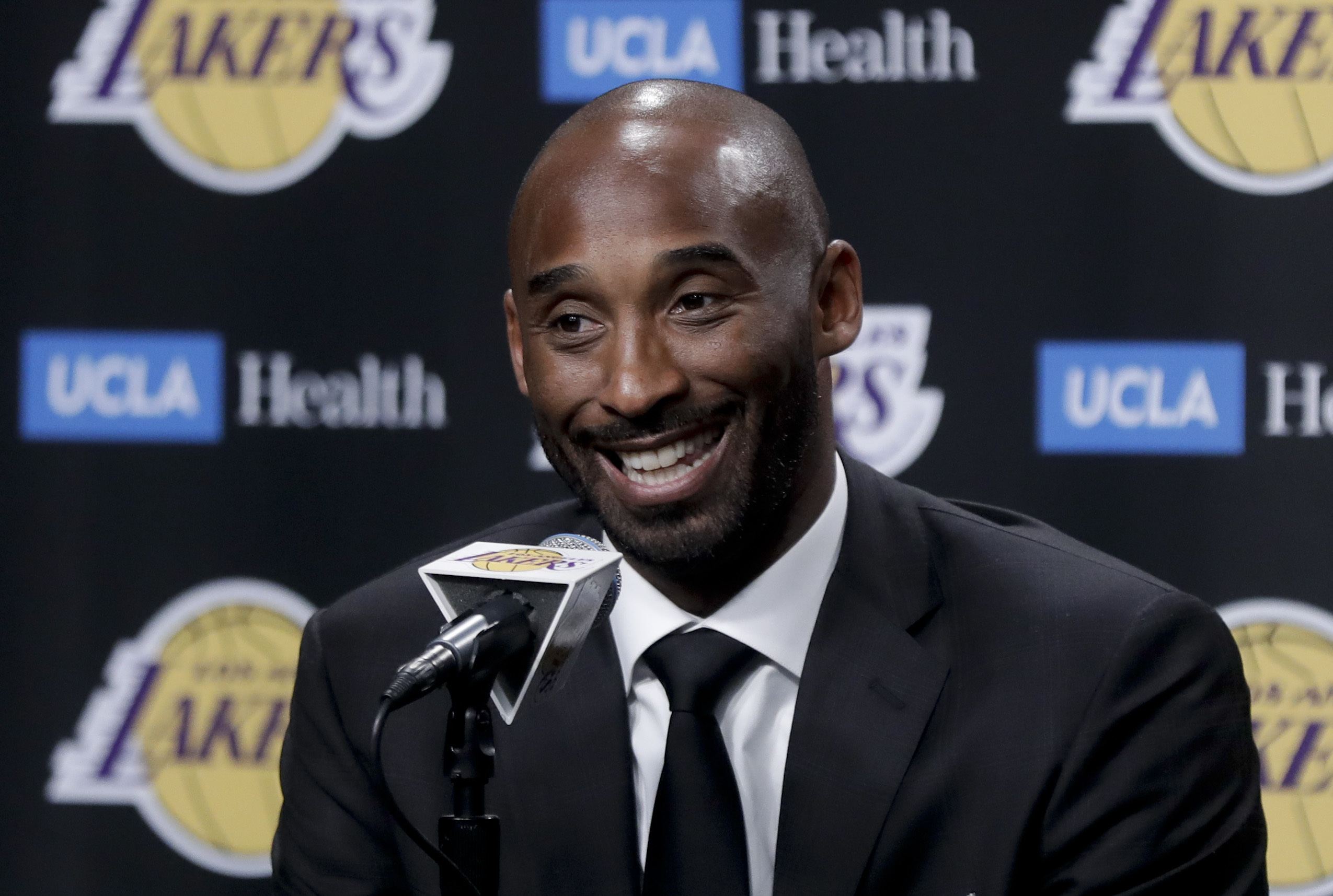 Kobe Bryant's latest book to debut atop best-seller list | Inquirer Sports