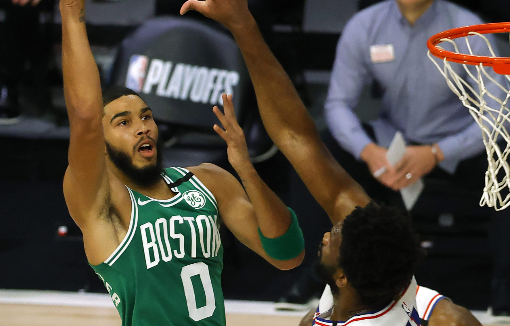 Tatum scores 33 points; Celtics rout 76ers to take 2-0 lead | Inquirer Sports