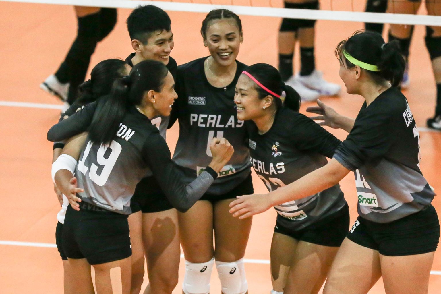 Veteran setter Jem Ferrer joins youthful Choco Mucho | Inquirer Sports