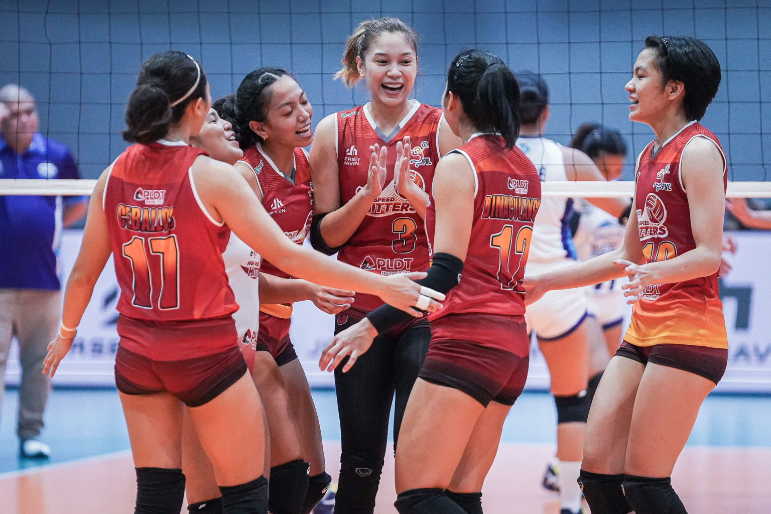 PVL: Mika Reyes helps PLDT post its first win | Inquirer Sports