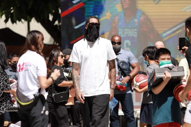 Jordan Clarkson gives back to Tenement community, confirms World Cup ...
