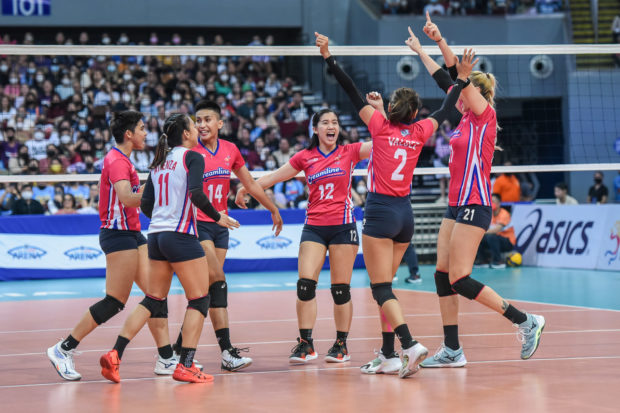 PVL: Tots Carlos, Creamline overcome Choco Mucho | Inquirer Sports