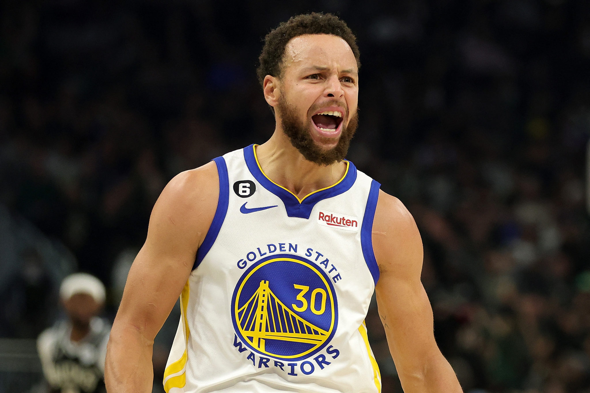 NBA: Steph Curry relieved to avoid surgery on injured shoulder ...