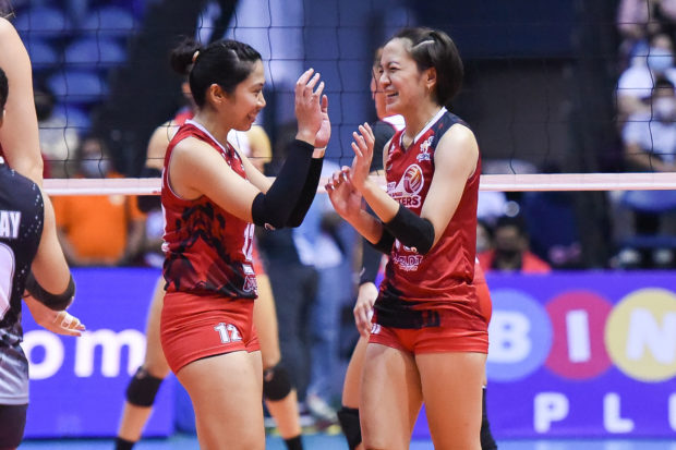 PVL: Toni Rose Basas, Gyzelle Sy reunite with Shaq Delos Santos at ...