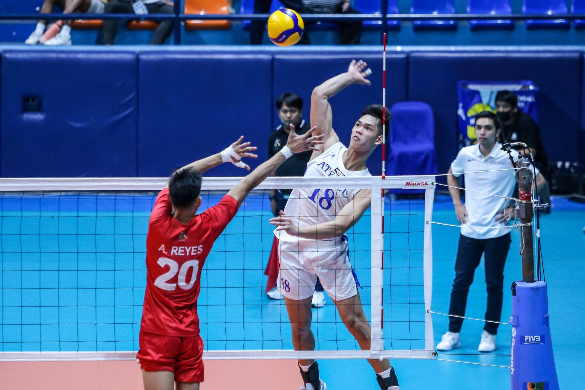 UAAP: UST makes it five in a row in men's volleyball | Inquirer Sports