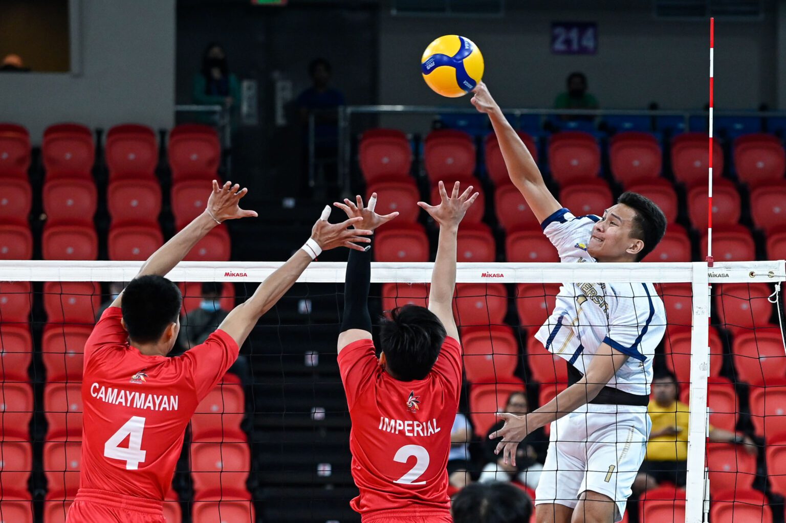 UAAP: NU's Nico Almendras says emotions got better of him after one-set ...