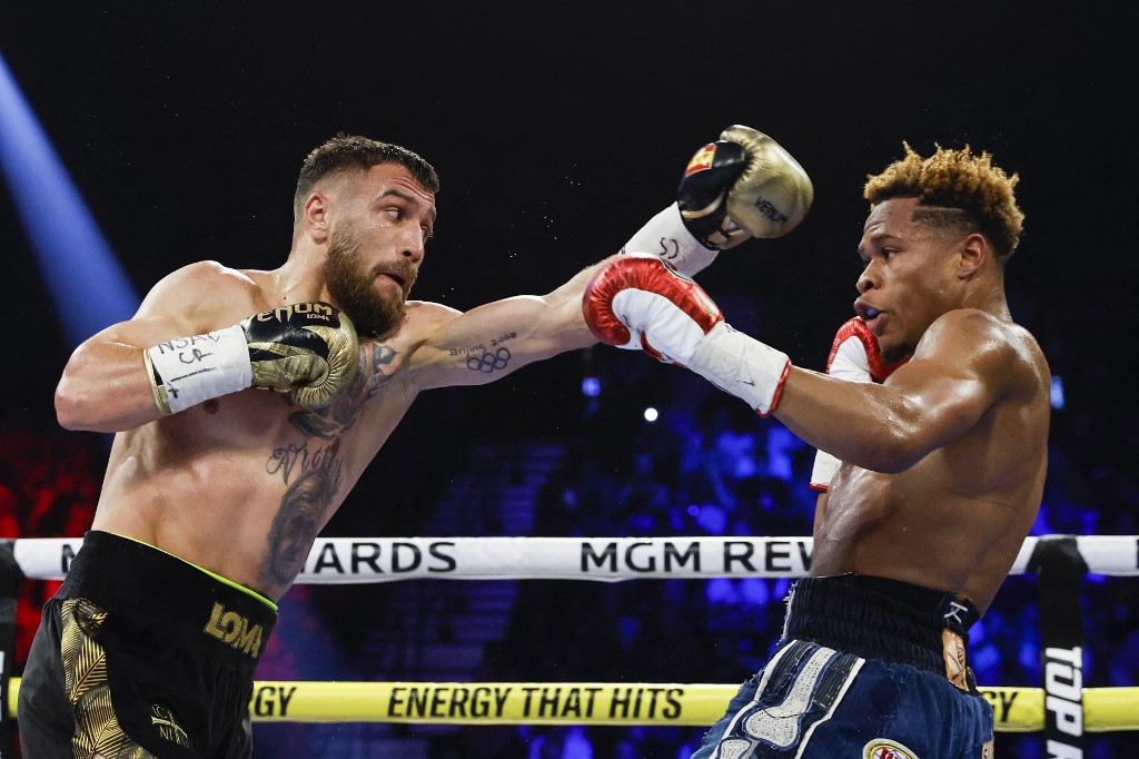 Haney tops Lomachenko to retain undisputed lightweight title | Inquirer ...