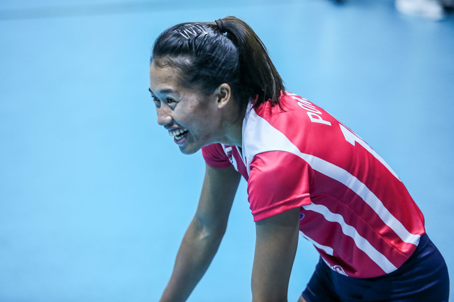 PVL: Bernadeth Pons still feeling her way with Creamline in indoor return | Inquirer Sports
