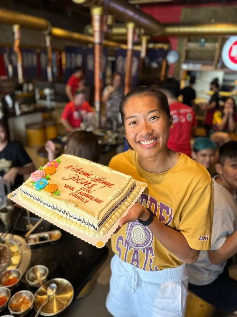 Bernadeth Pons makes PVL debut with Creamline Cool Smashers | Inquirer ...