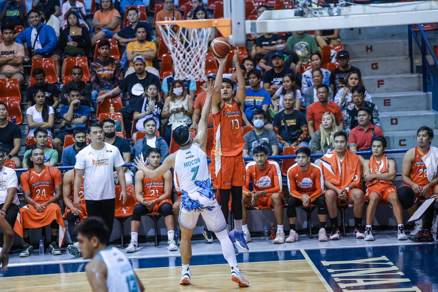 PBA on Tour: Arvin Tolentino fires 41 points as NorthPort routs Phoenix ...