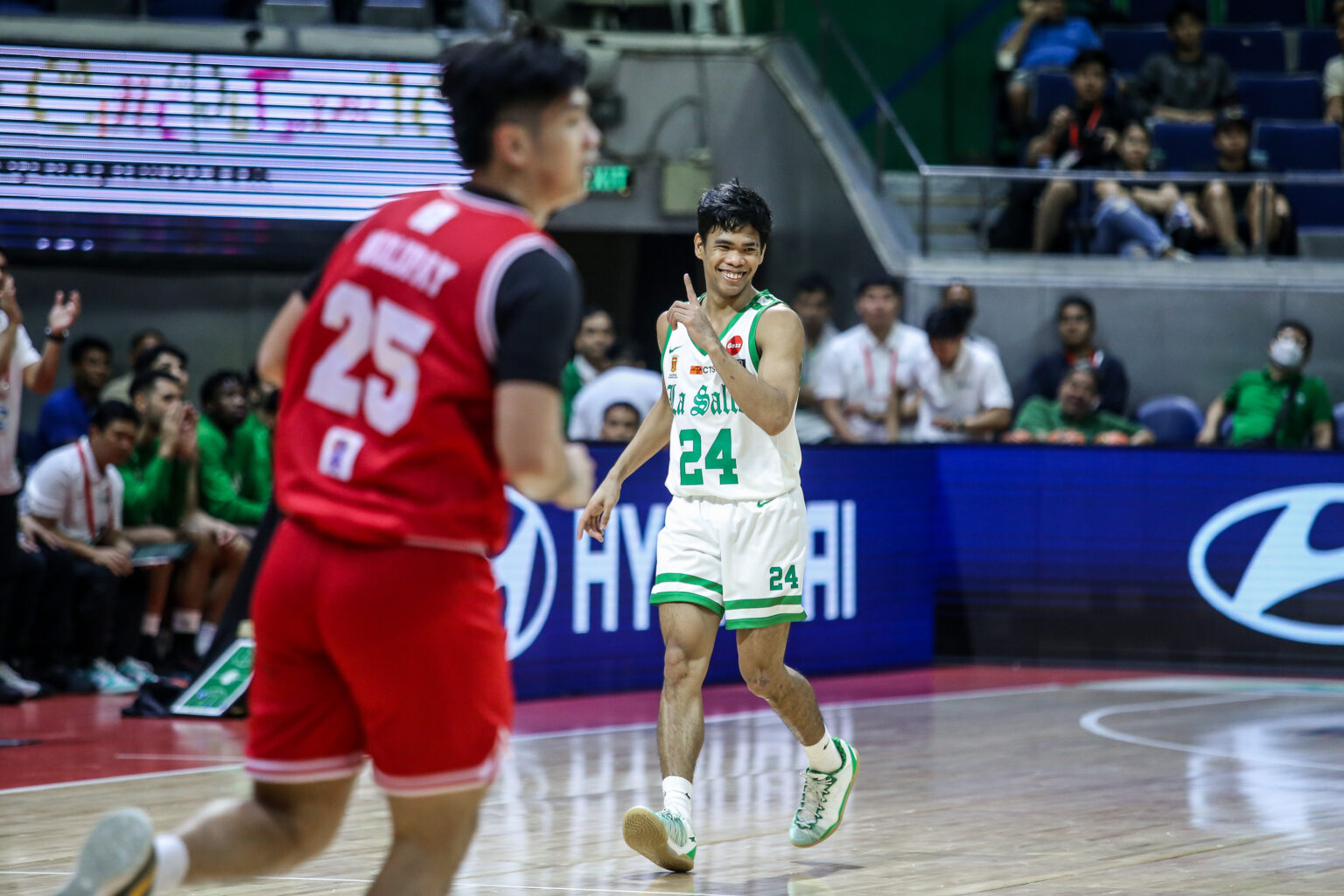 UAAP: Mark Nonoy takes coach's advice, stars in La Salle victory ...