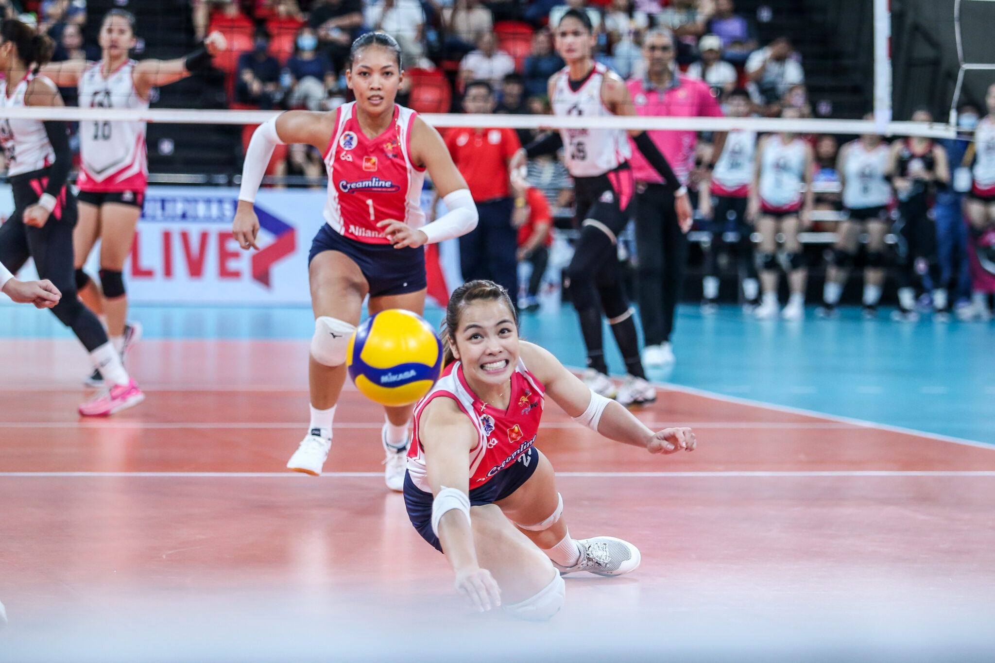 PVL: Tots Carlos fires 23 vs Akari as Creamline nears eliminations ...