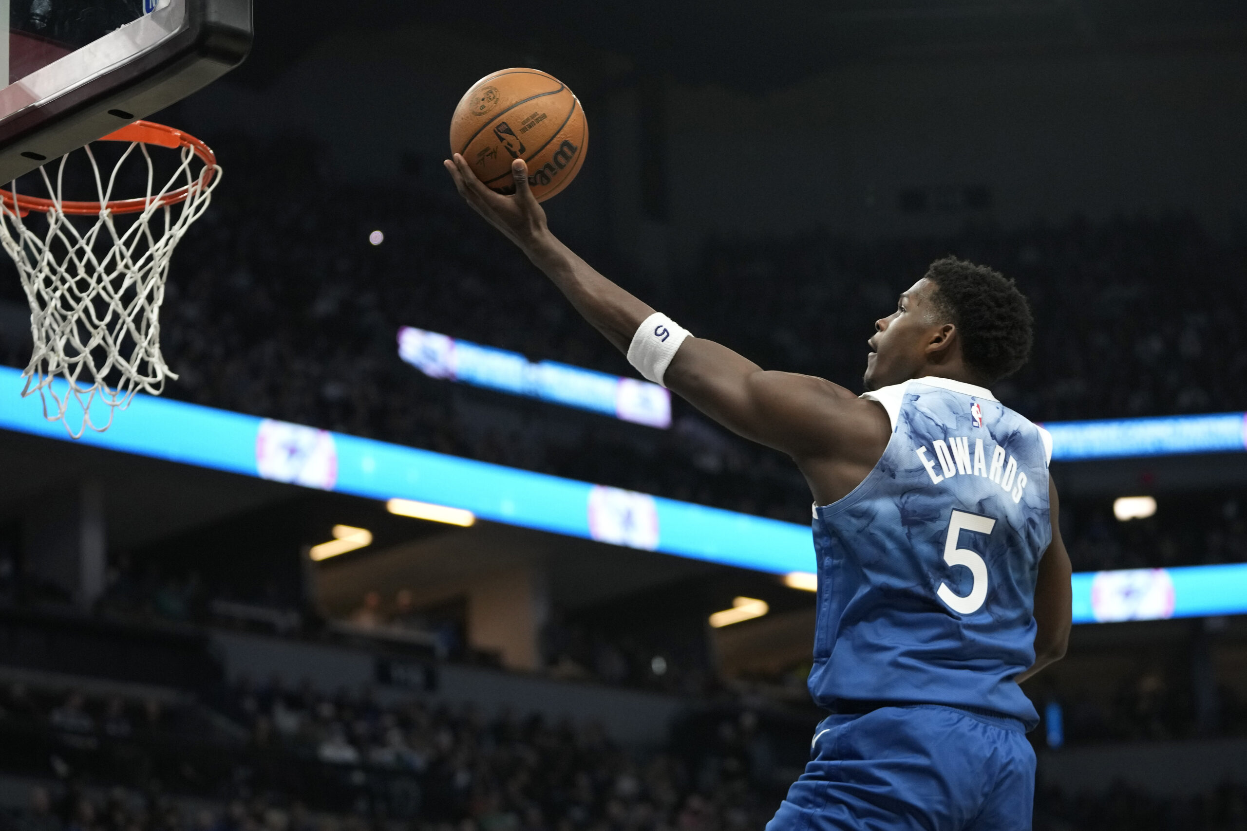 NBA: Timberwolves hand LeBron-less Lakers 4th straight loss | Inquirer ...
