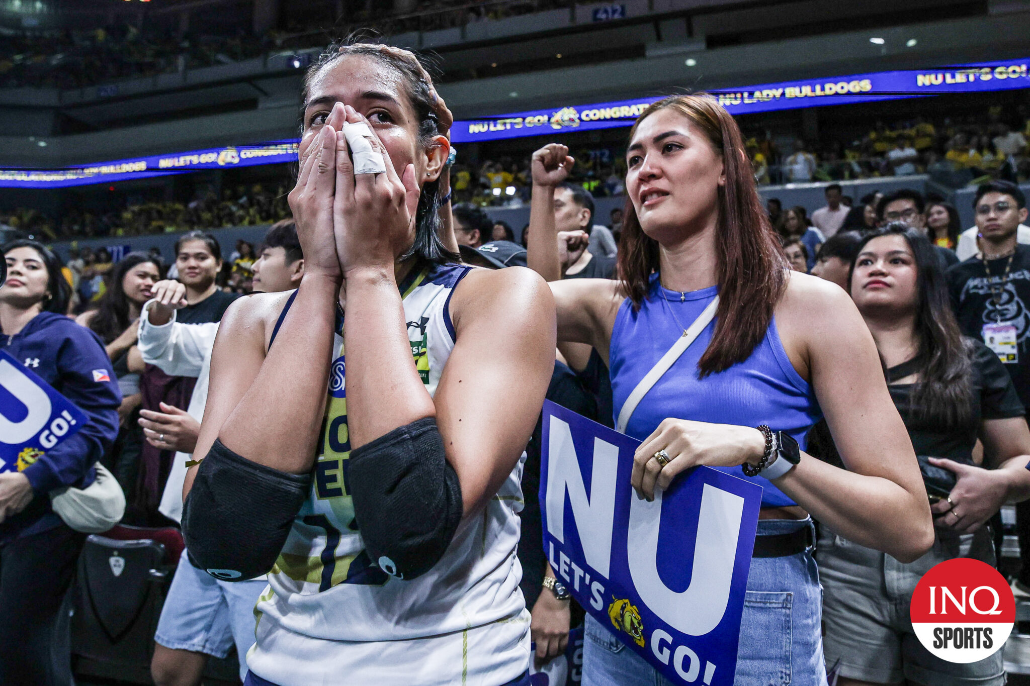UAAP: NU Lady Bulldogs sweep UST Tigresses for volleyball title