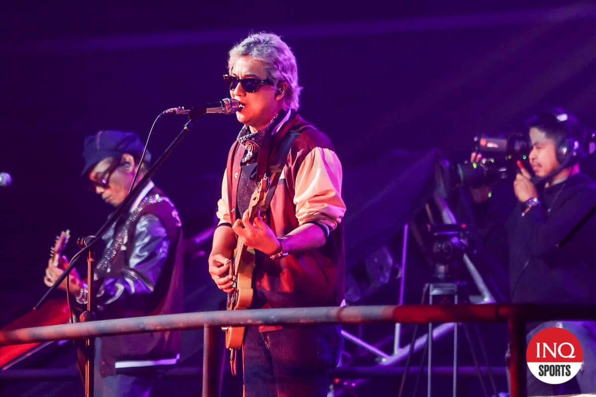 Eraserheads rock UAAP Season 87 opening ceremony