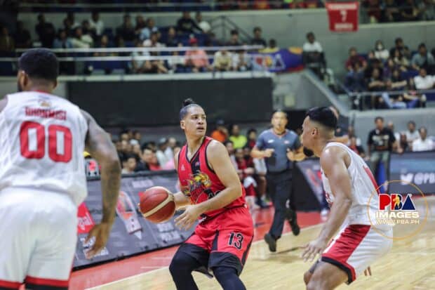 PBA: Jimmy Alapag lauds Marcio Lassiter for new 3-point feat