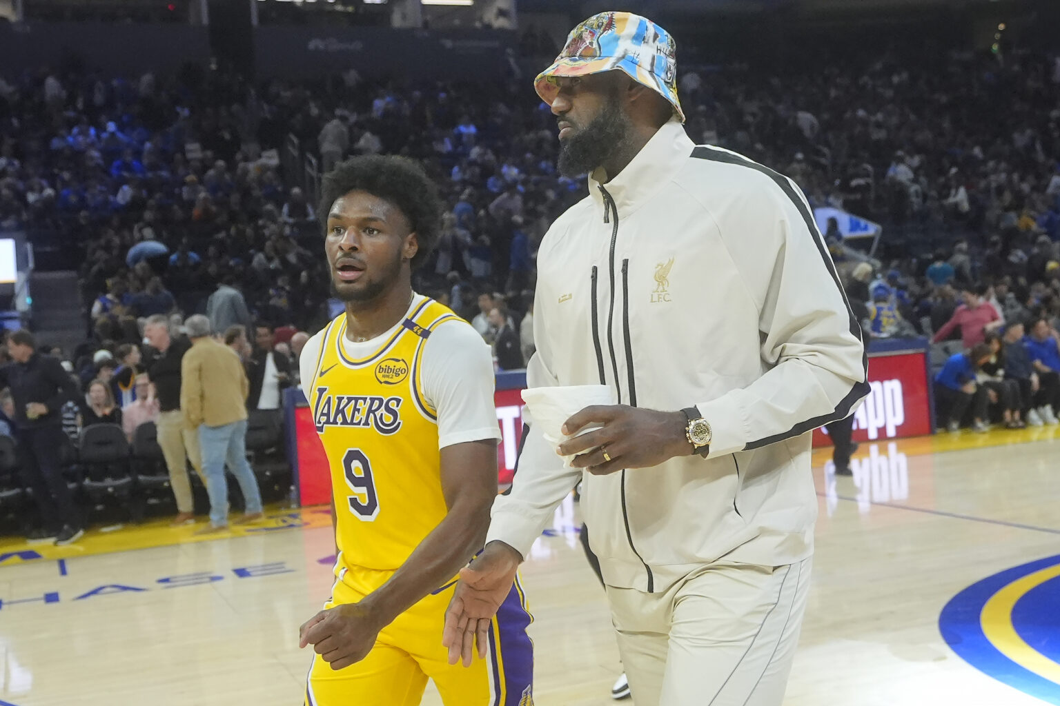 Griffeys to see Lakers' LeBron, Bronny James make NBA history