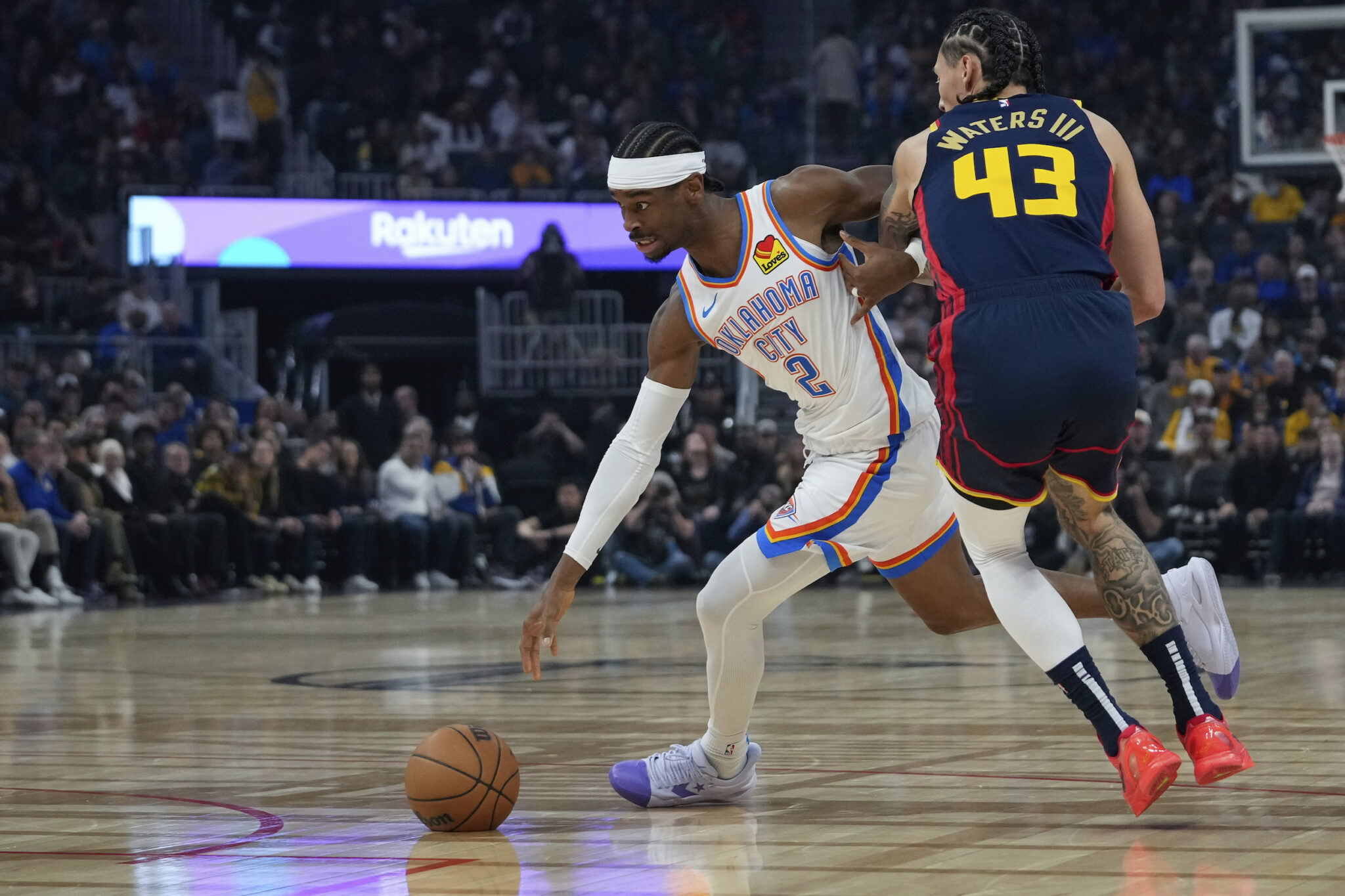 NBA: Shai Gilgeous-Alexander, Thunder fend off Warriors