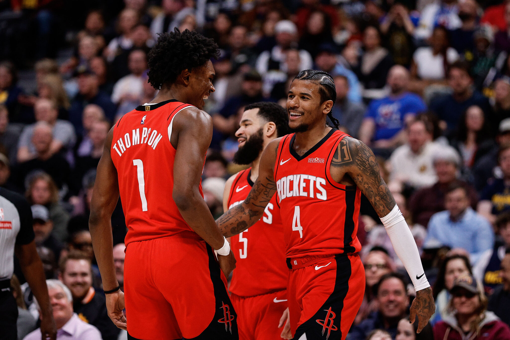 NBA: Lakers take aim at No. 3 spot vs No. 2 seed Rockets