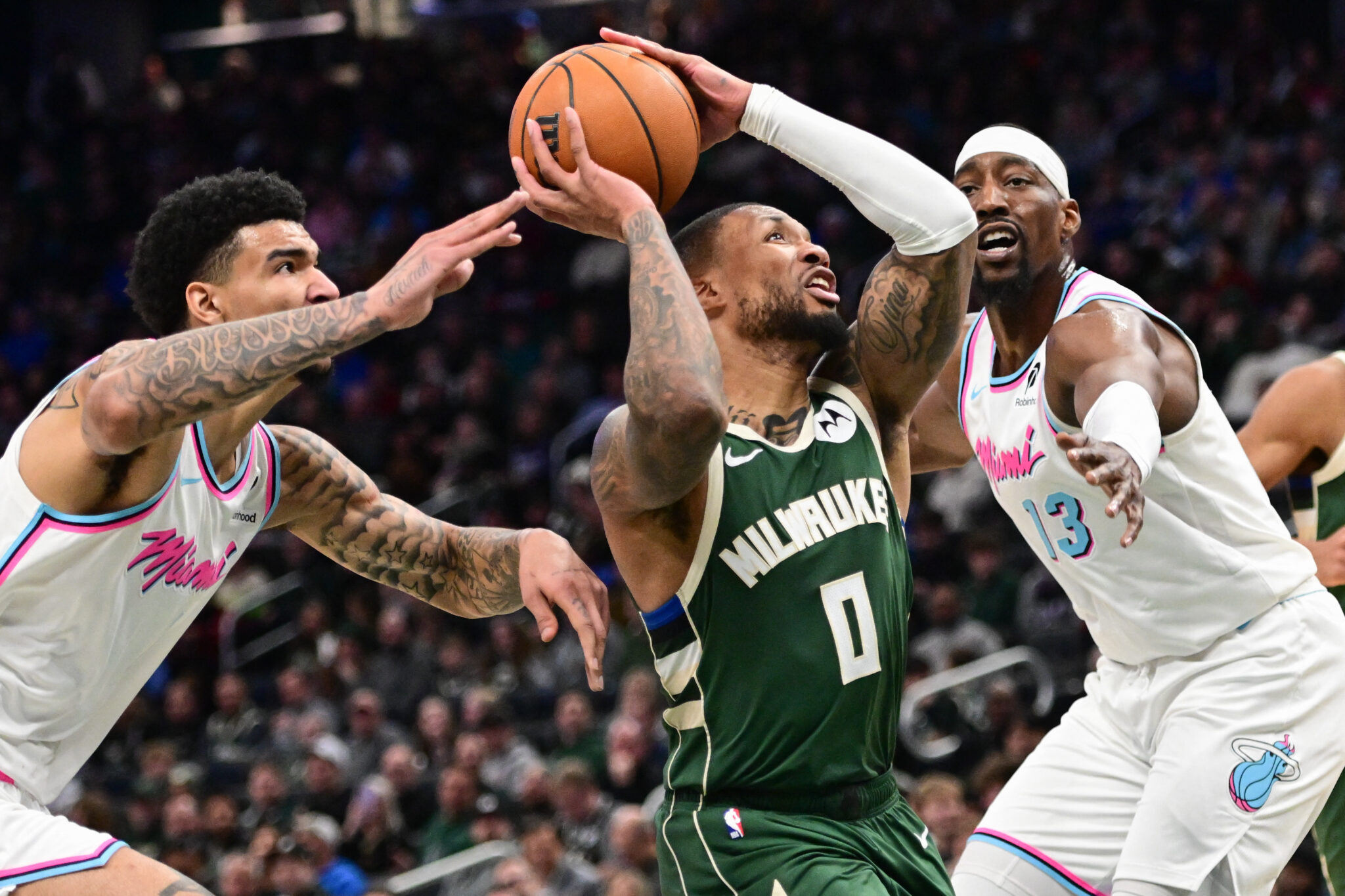 NBA: Bucks blast Heat for fifth win in a row