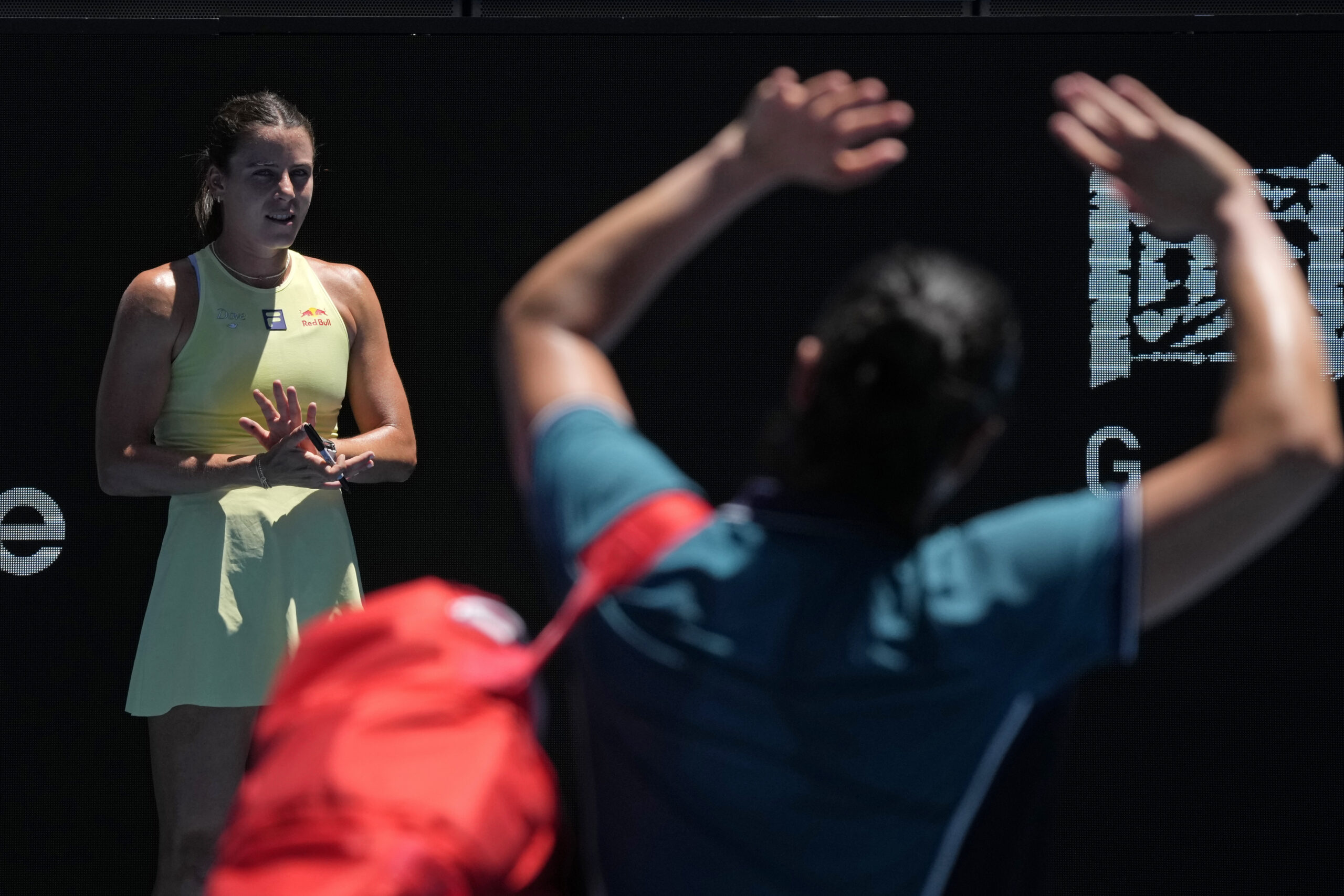 Australian Open: Emma Navarro credits billionaire dad for stamina