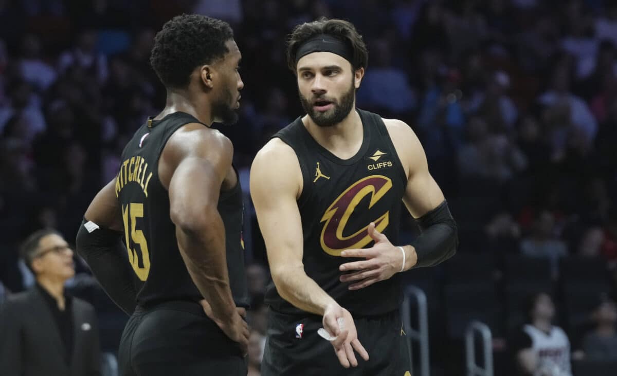 NBA: Cavaliers lose forward Max Strus for three to four months