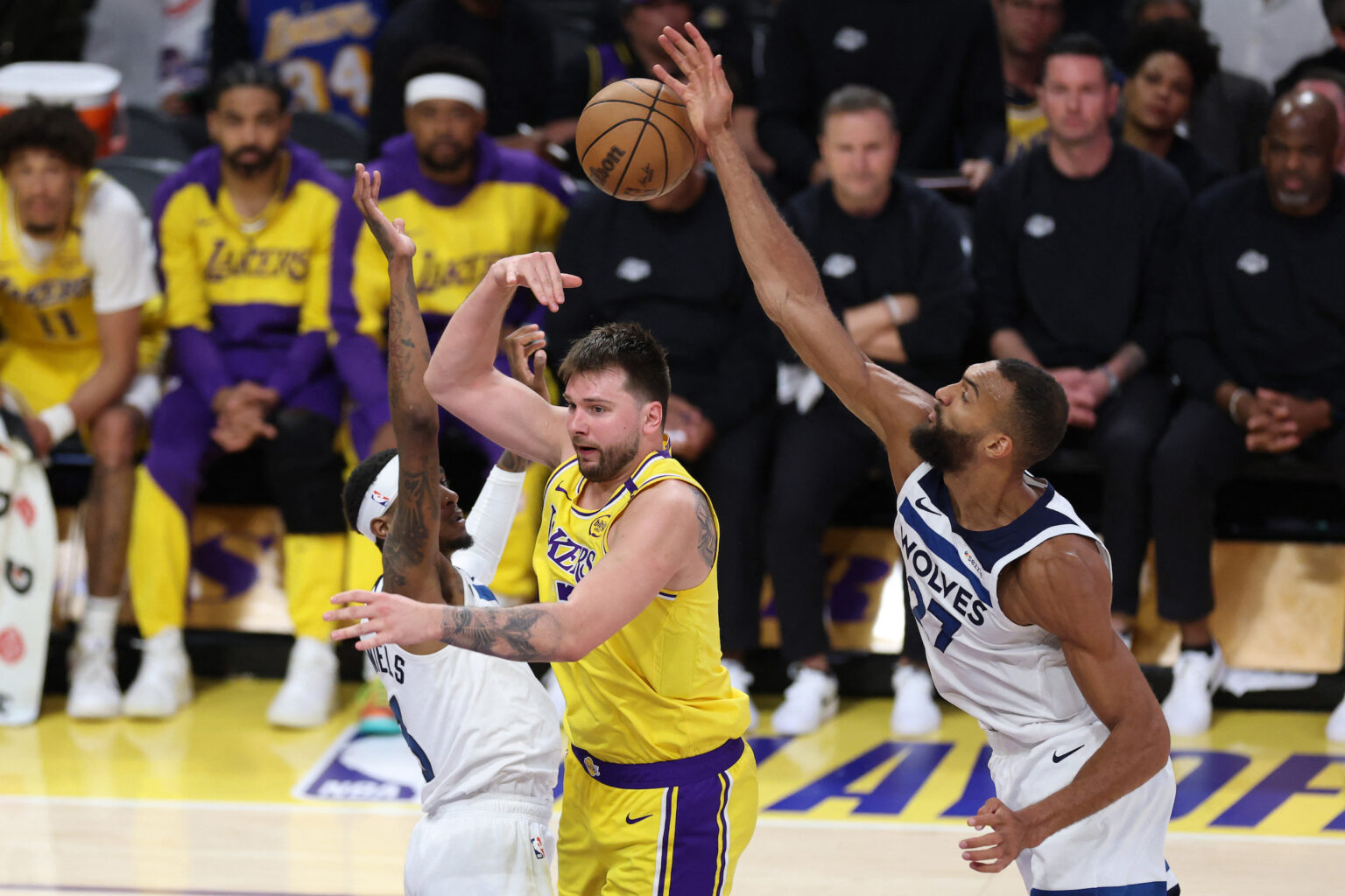 NBA: Luka Doncic, Lakers muscle past Timberwolves even series