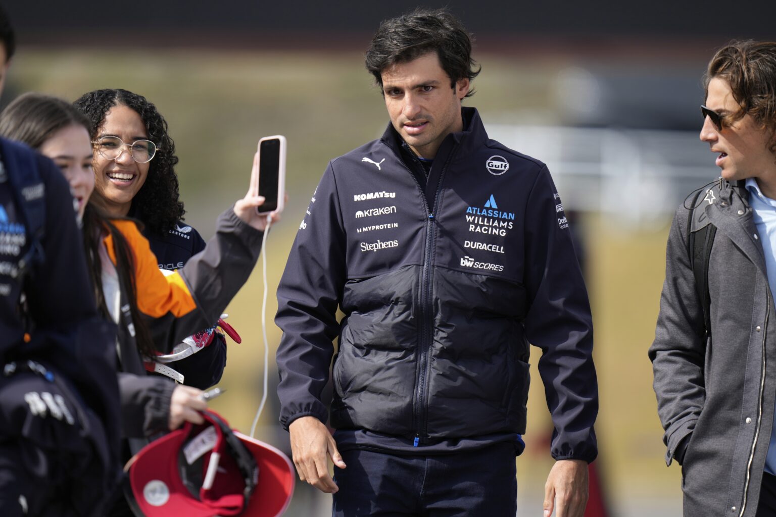 F1: Carlos Sainz gets 3-place grid penalty for impeding Hamilton