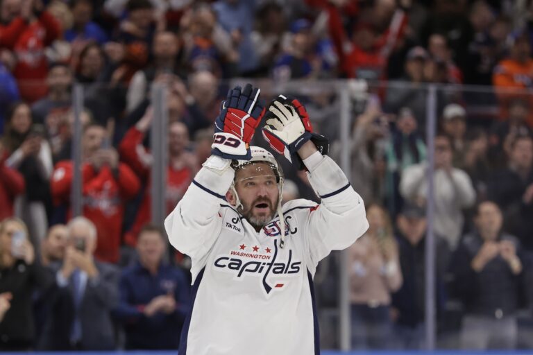NHL: Alex Ovechkin breaks Wayne Gretzky's career goals record