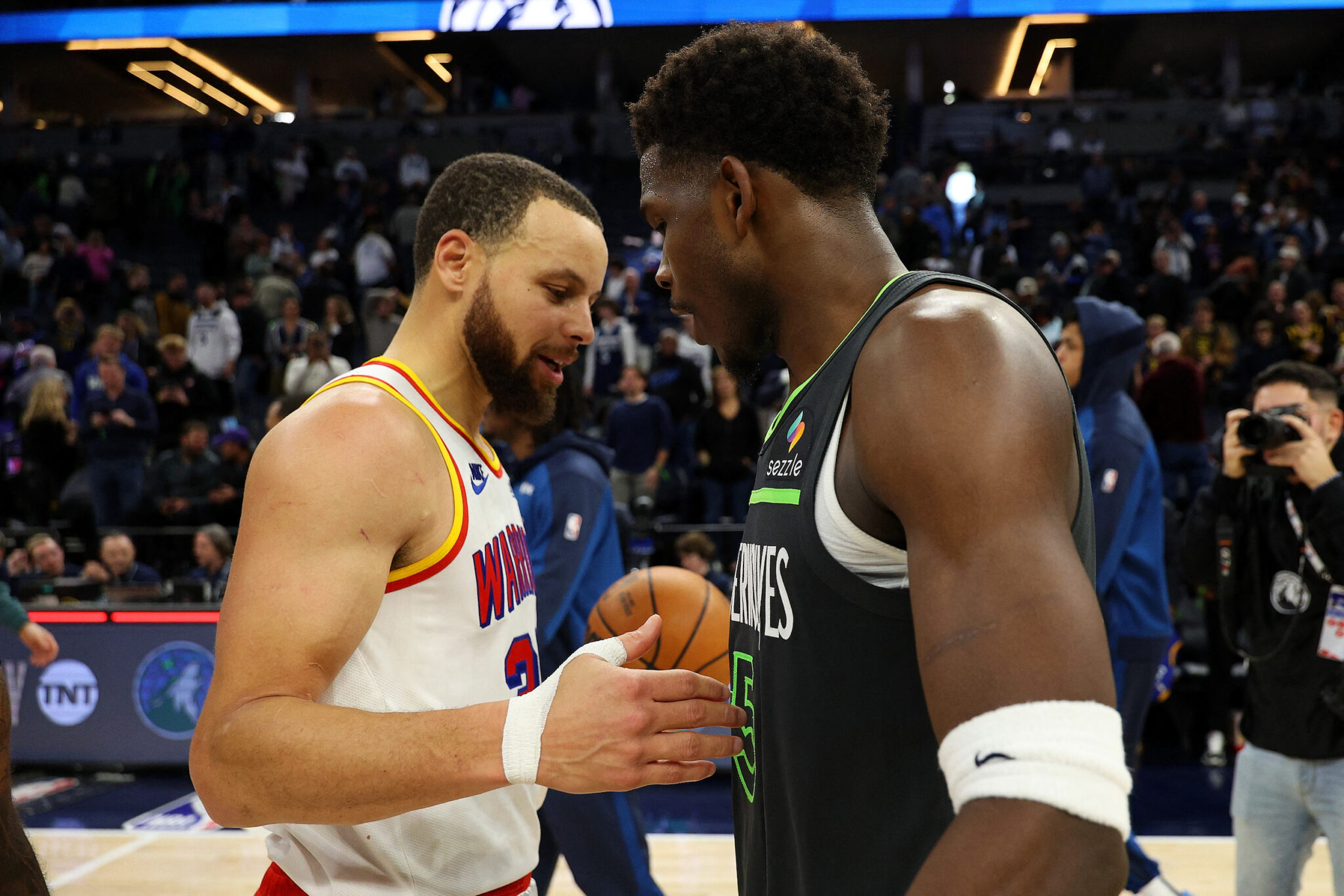 NBA: Lower-seeded Wolves, Warriors vie for spot in West finals