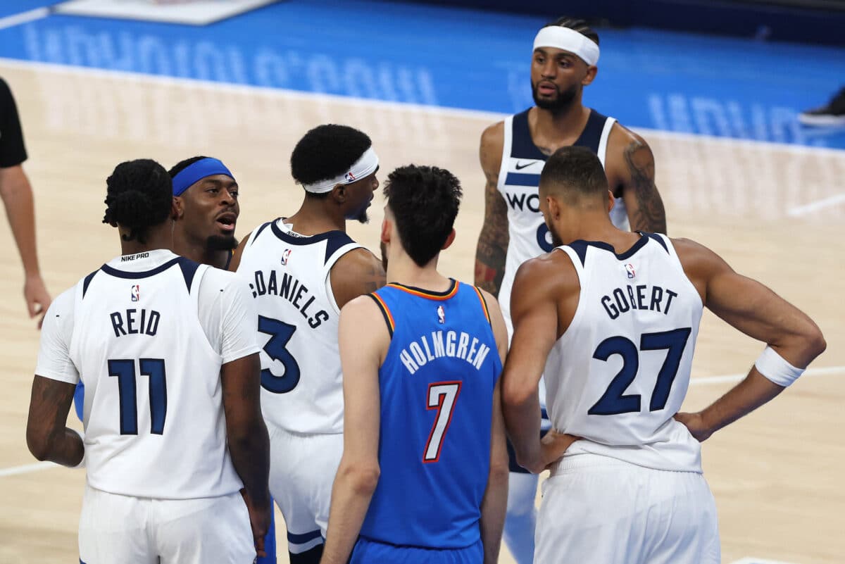 NBA: Timberwolves 'desperate' to defend home court vs Thunder