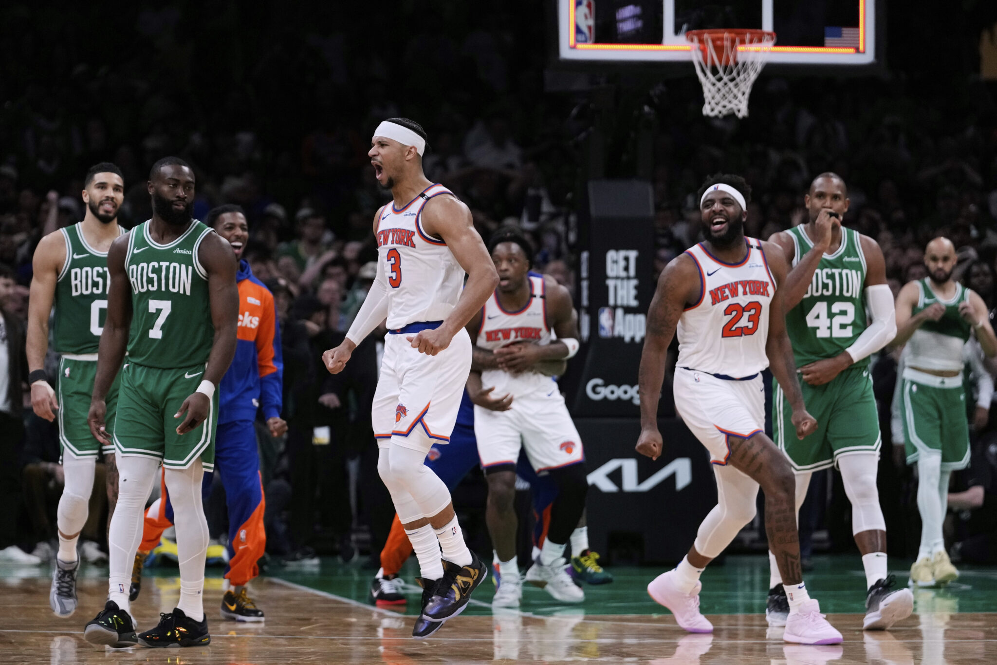 NBA: Fire alarm causes brief evacuation after Knicks' Game 2 win