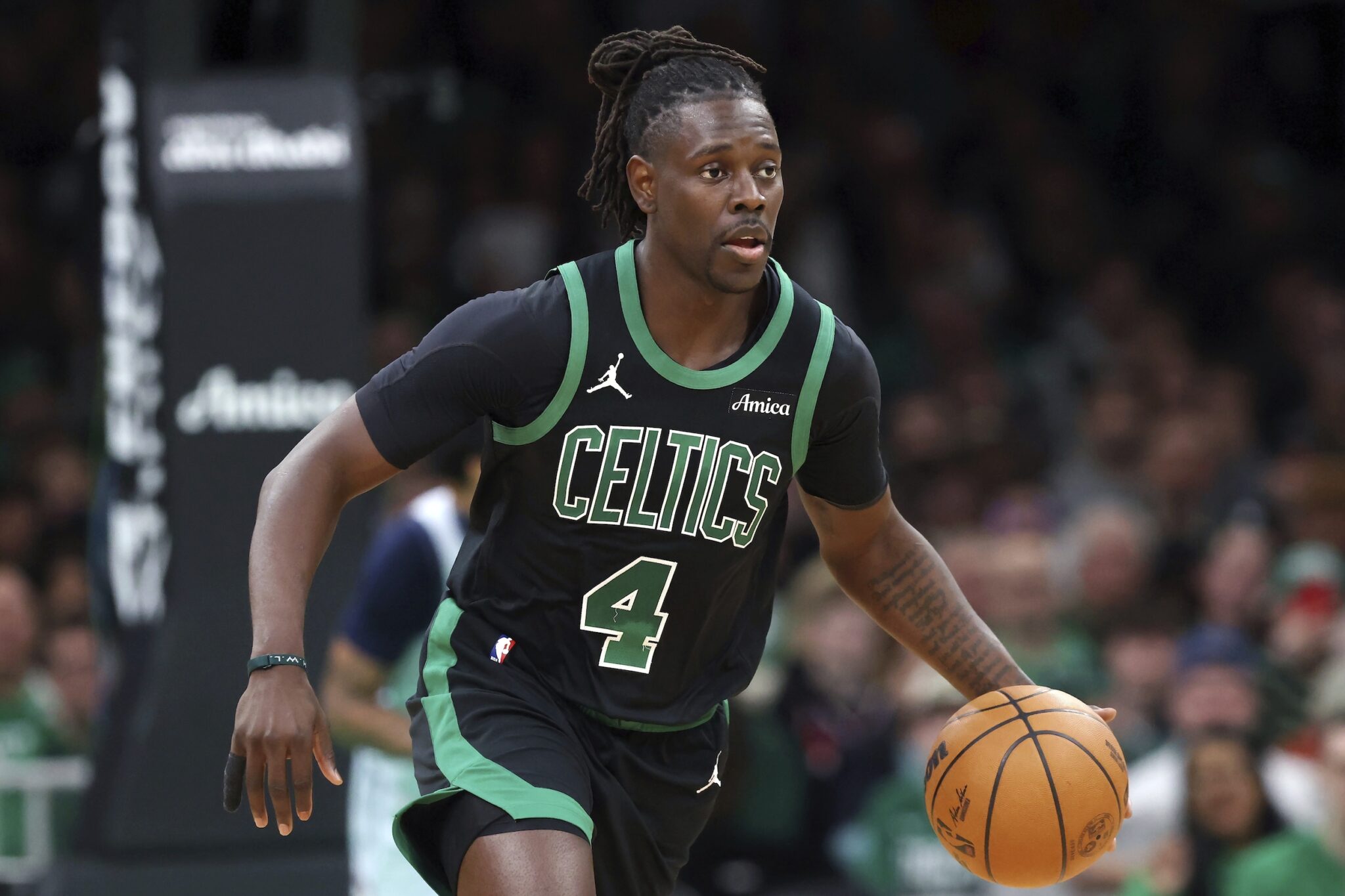 NBA: Celtics trade Jrue Holiday to Blazers for Simons, picks