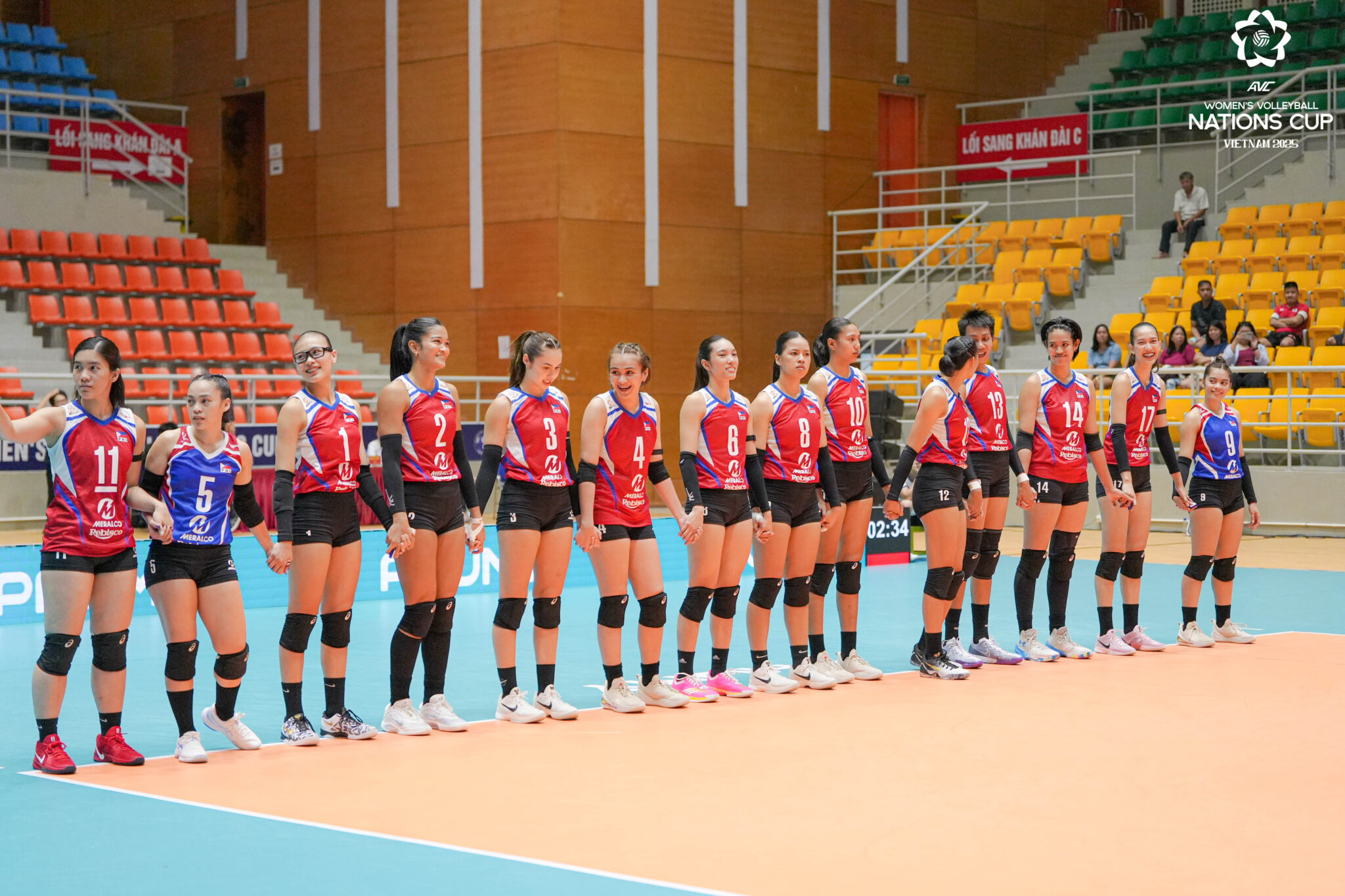 Alas Pilipinas sweeps New Zealand to keep semis hopes alive