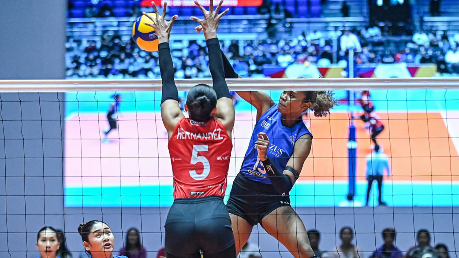 LIVE: PVL on Tour KO round - Petro Gazz-Akari, ZUS-Choco Mucho