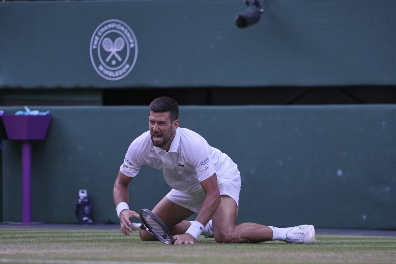 Novak Djokovic reaches record 14th Wimbledon semifinal