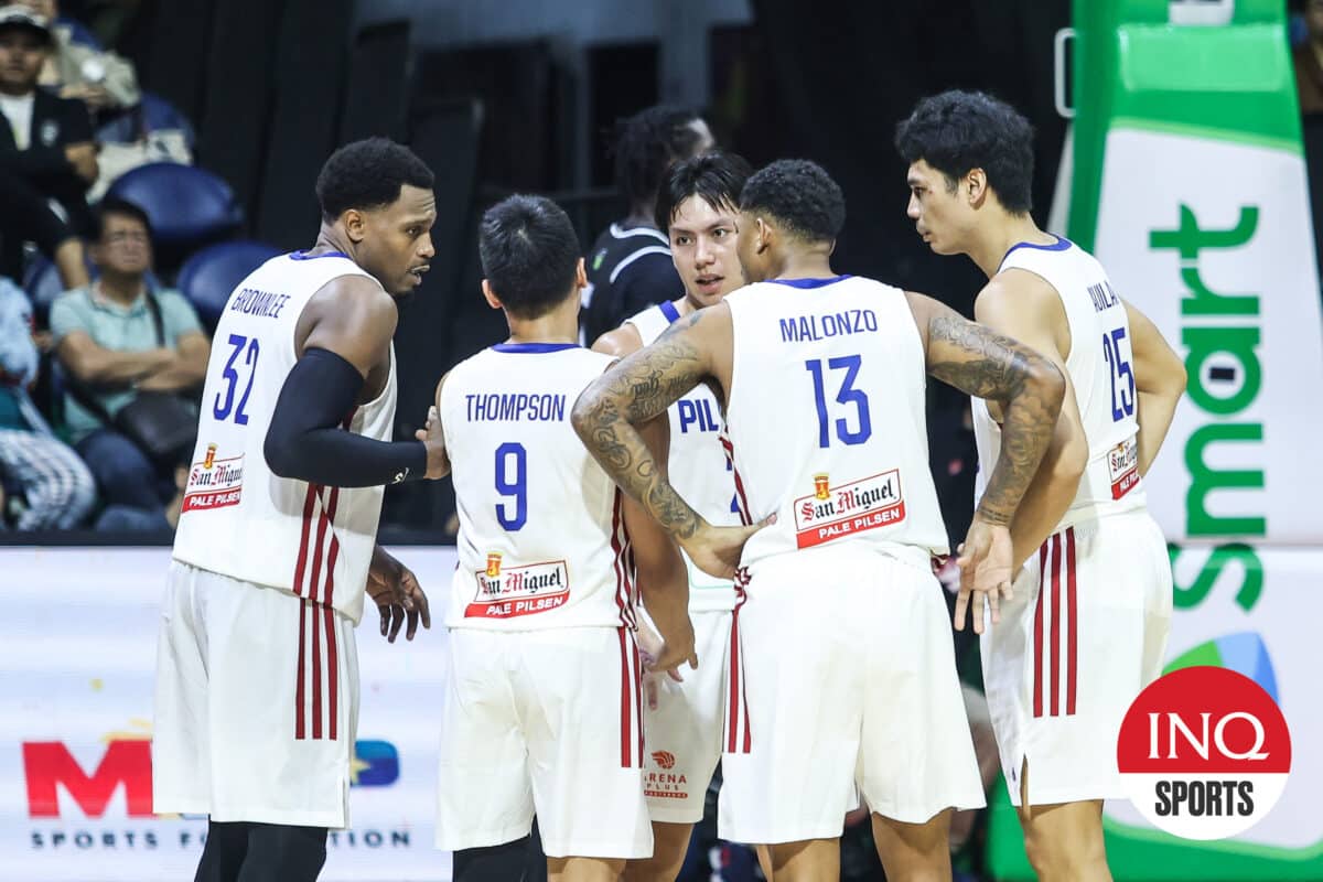 Tim Cone keeps familiar Gilas faces, including Oftana and Malonzo
