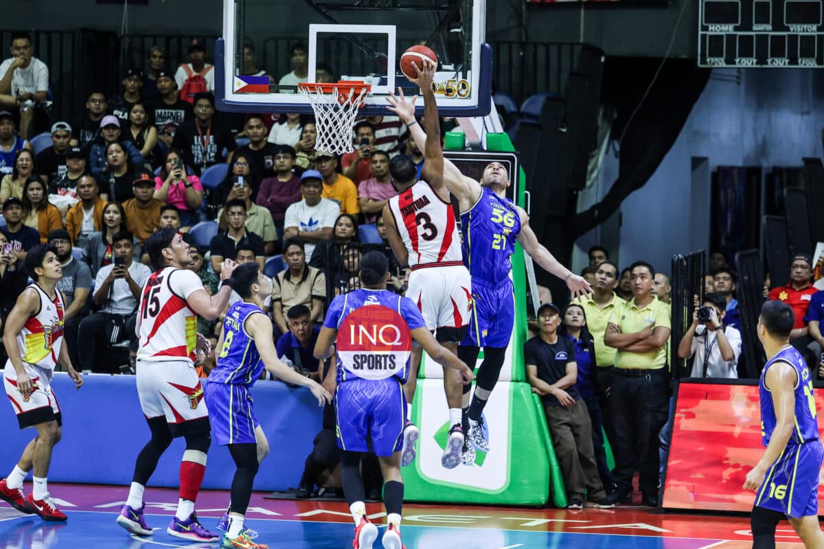 HIGHLIGHTS: PBA Philippine Cup Finals Game 1 - TNT vs San Miguel