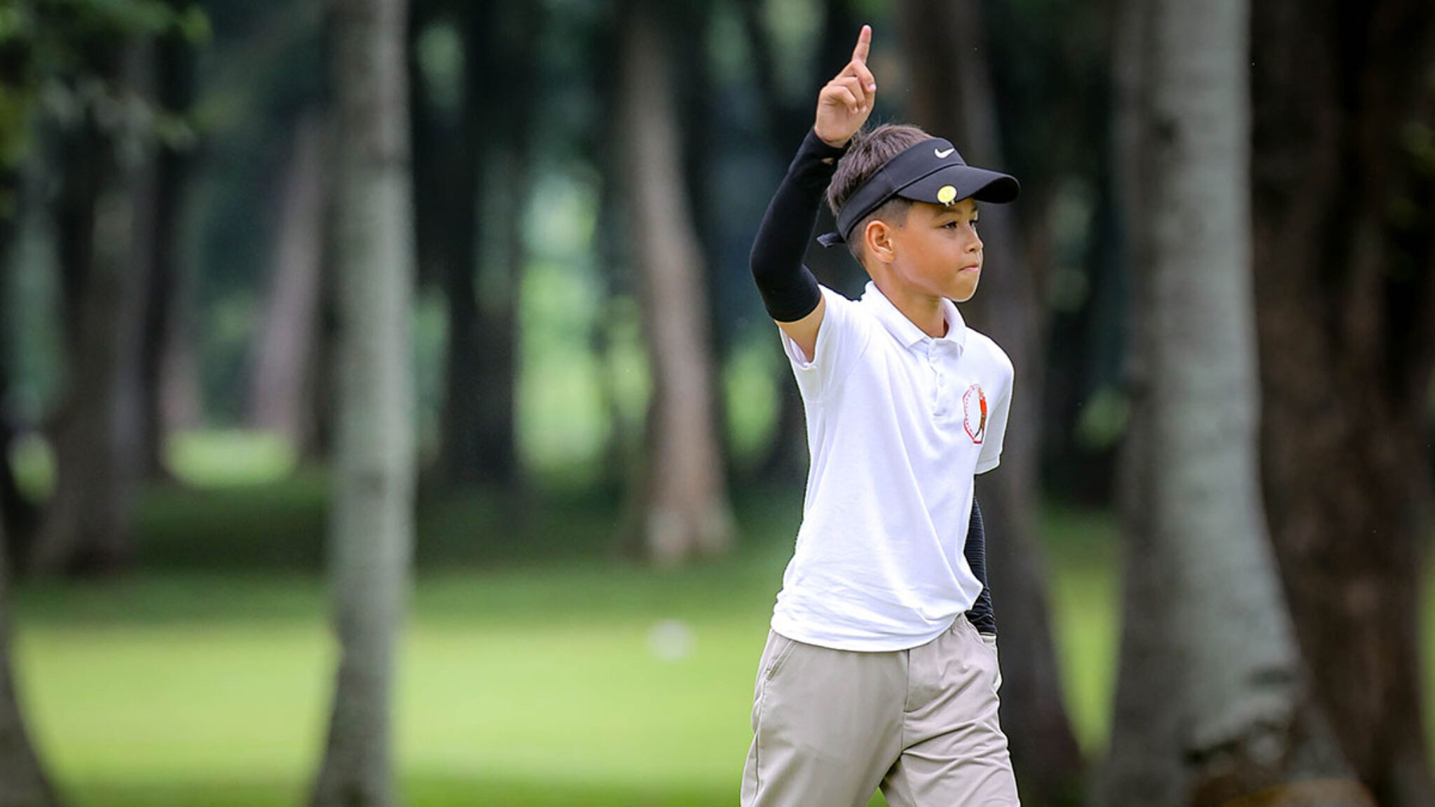 Barnes remains perfect after Apo breakaway